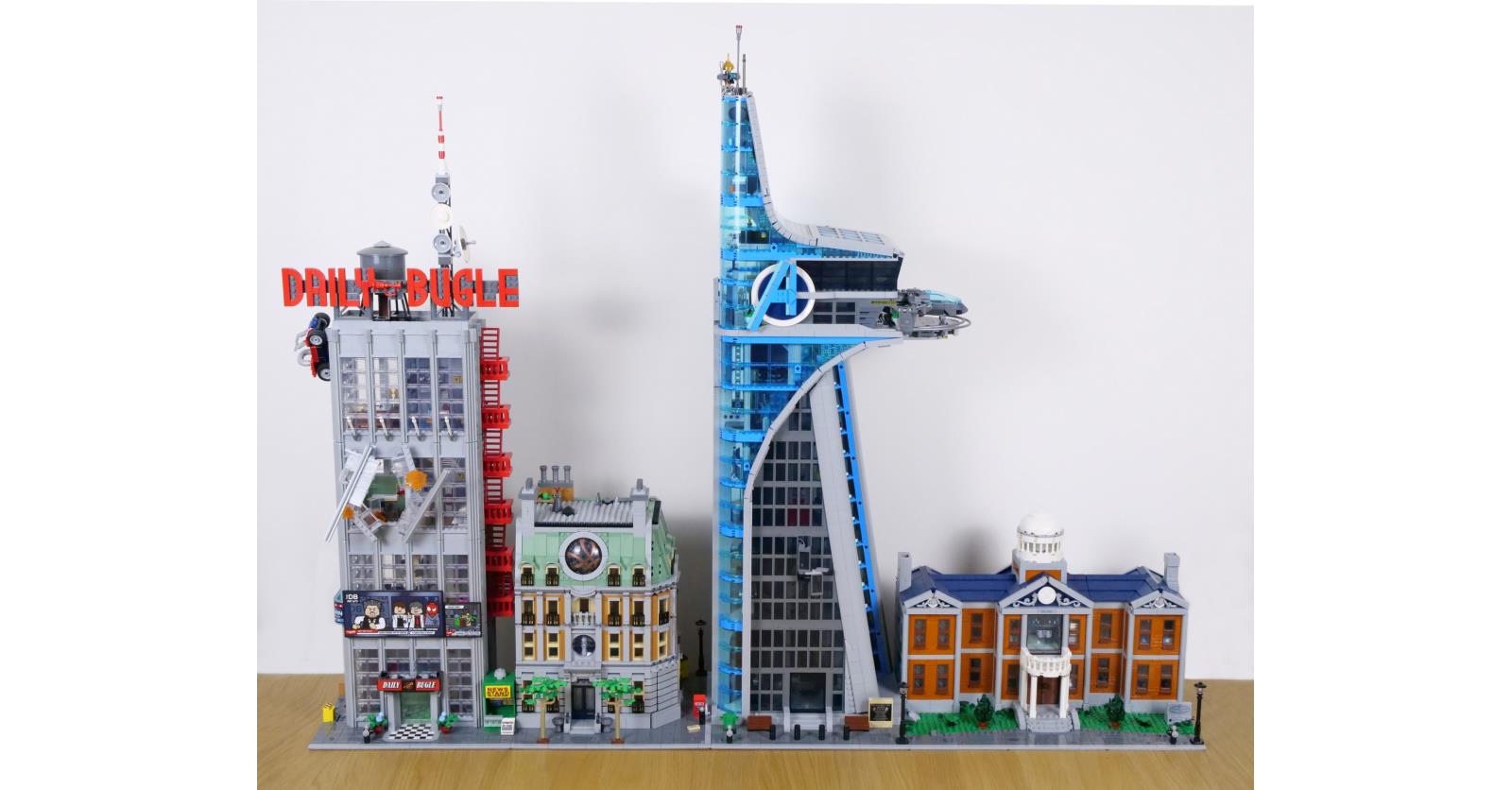 How does the X-Mansion look among Marvel Modular Buildings? | Brickset