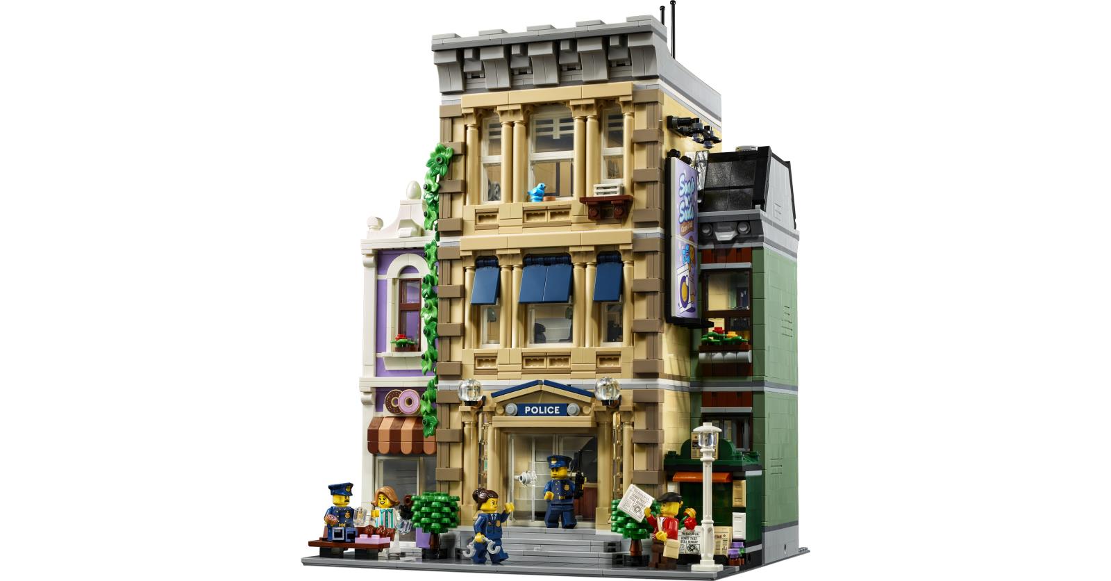 Next year's modular building revealed! | Brickset