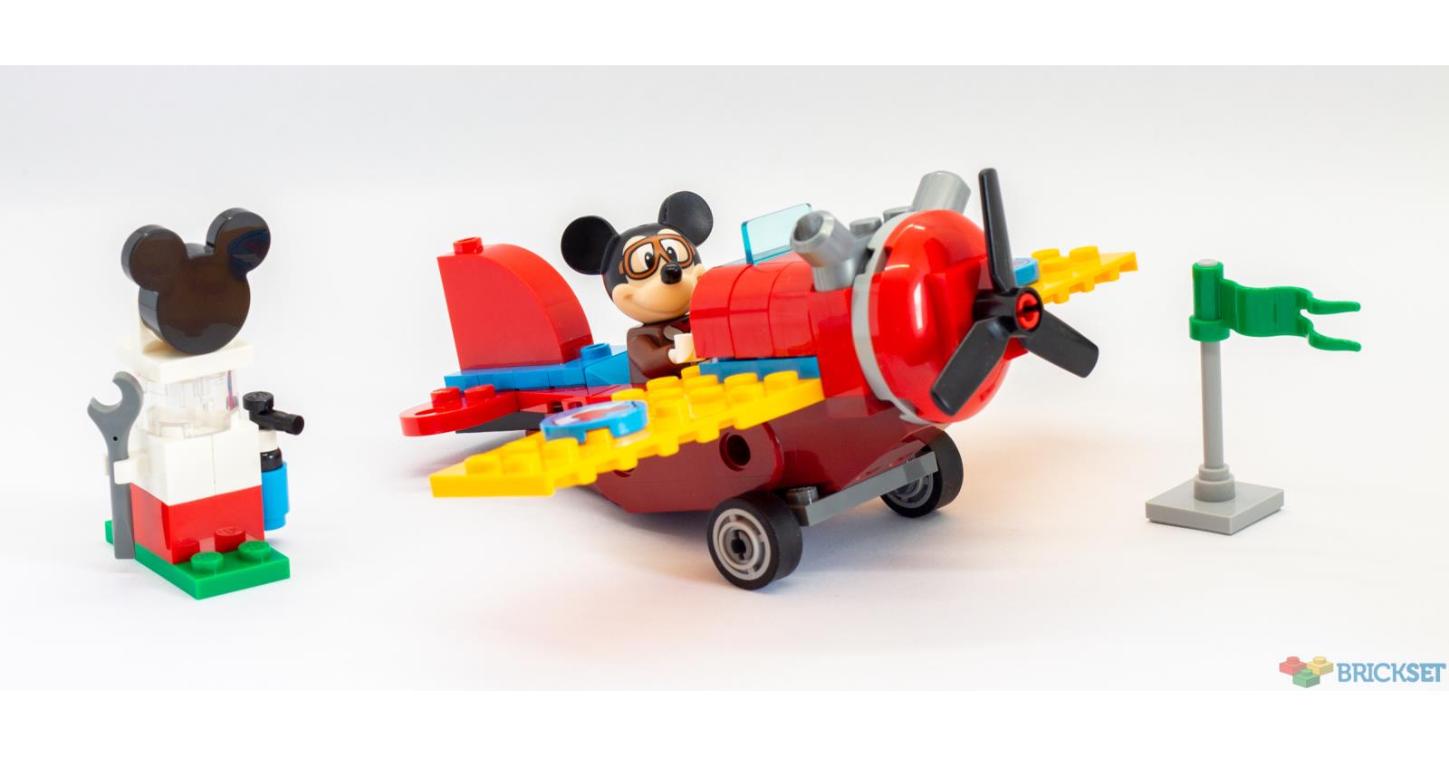LEGO Disney 10772:Mickey Mouse's Propeller Plane review | Brickset