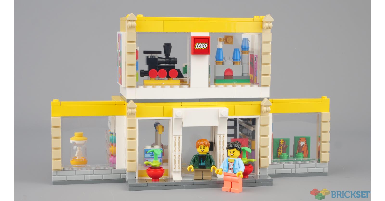 LEGO Promotional 40574 LEGO Store review | Brickset
