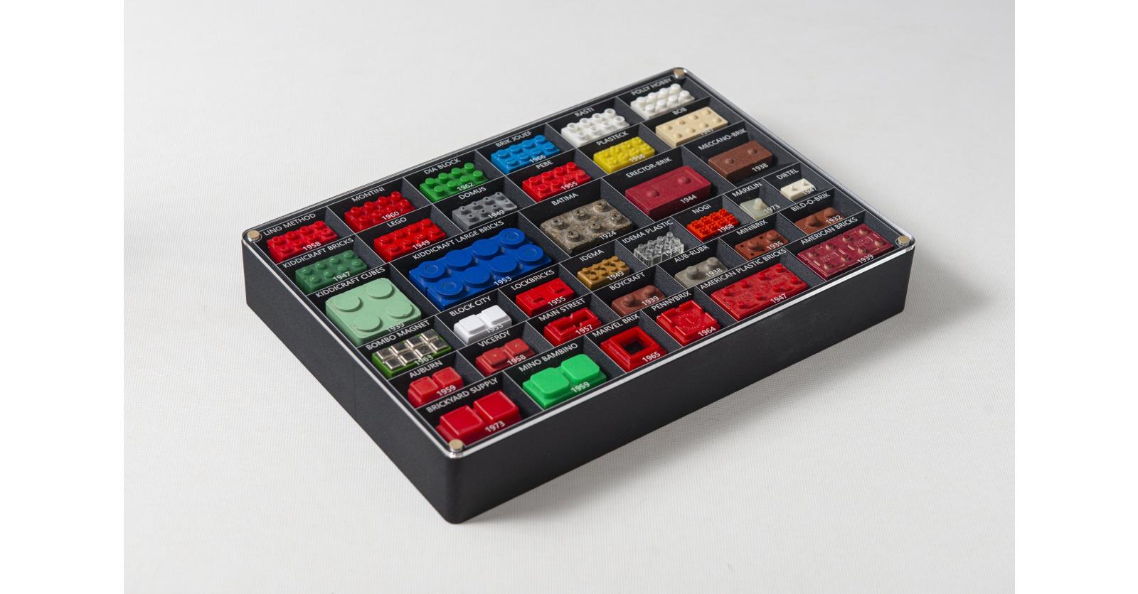 Bricks on Display: a collection of interlocking building bricks | Brickset