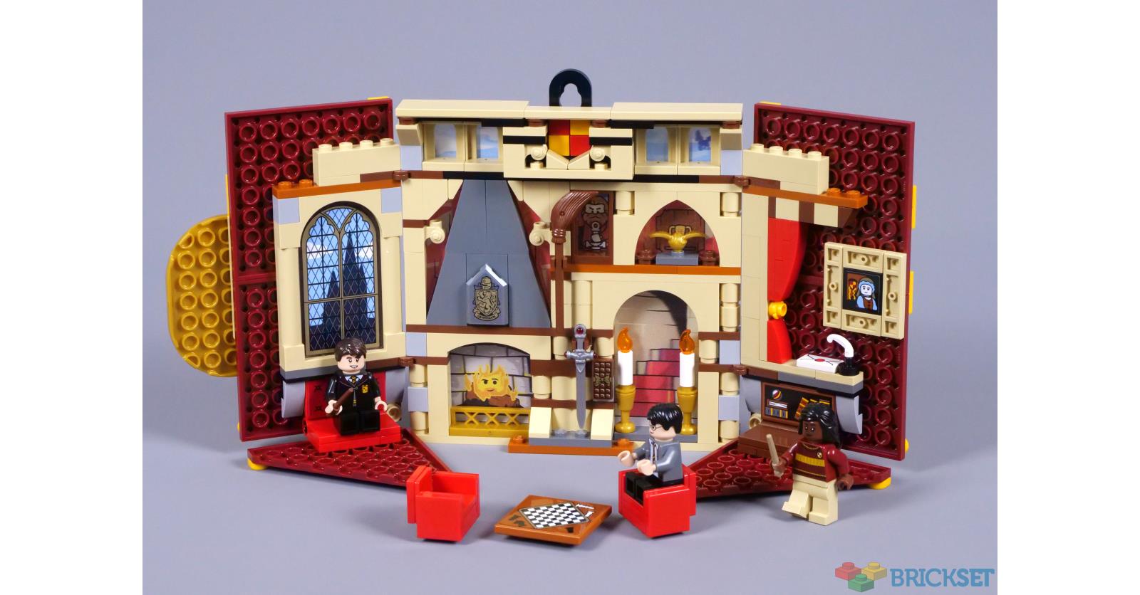 LEGO Harry Potter 76409 Gryffindor House Banner review | Brickset