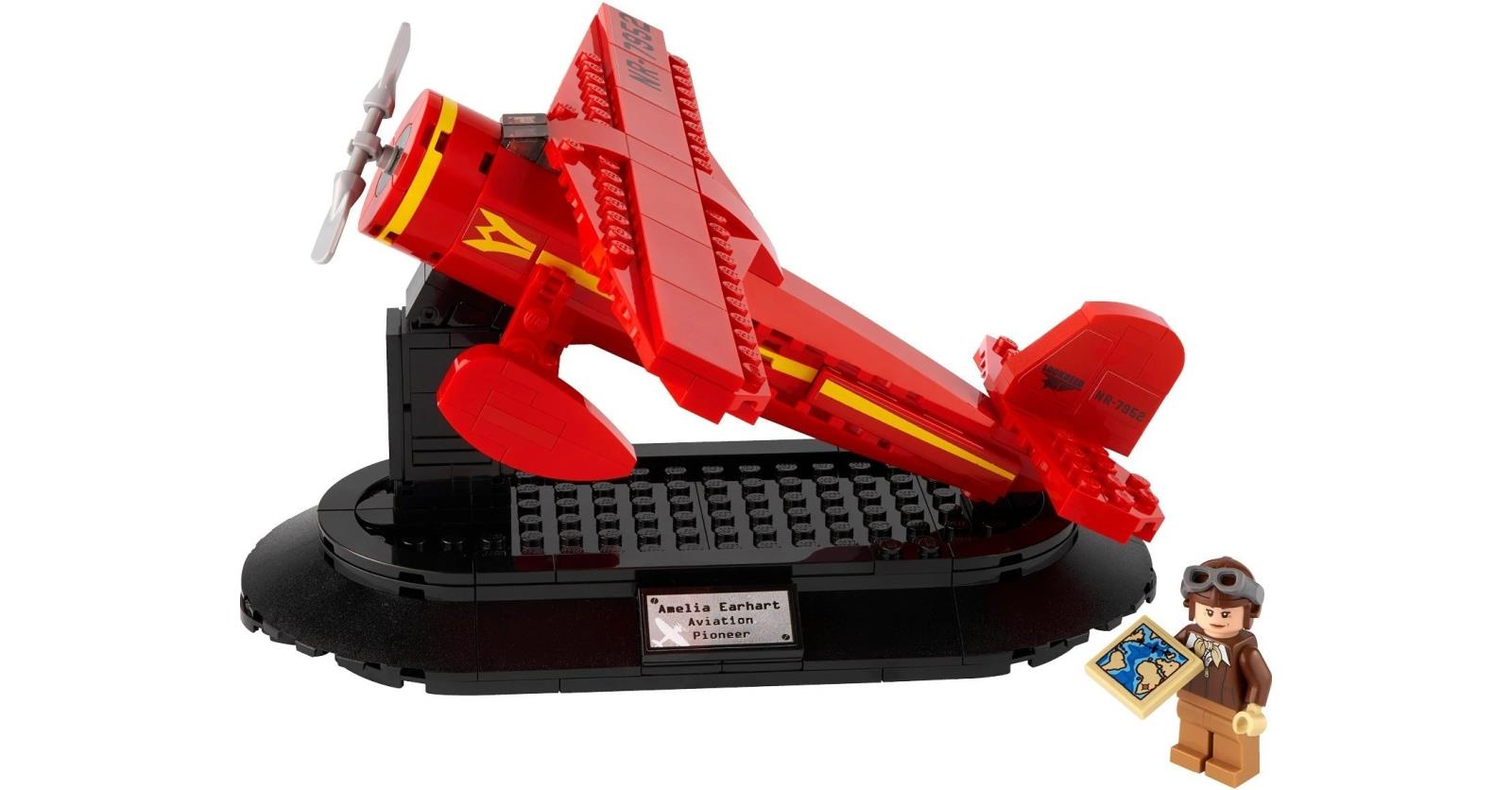 Amelia Earhart Tribute GWP revealed | Brickset