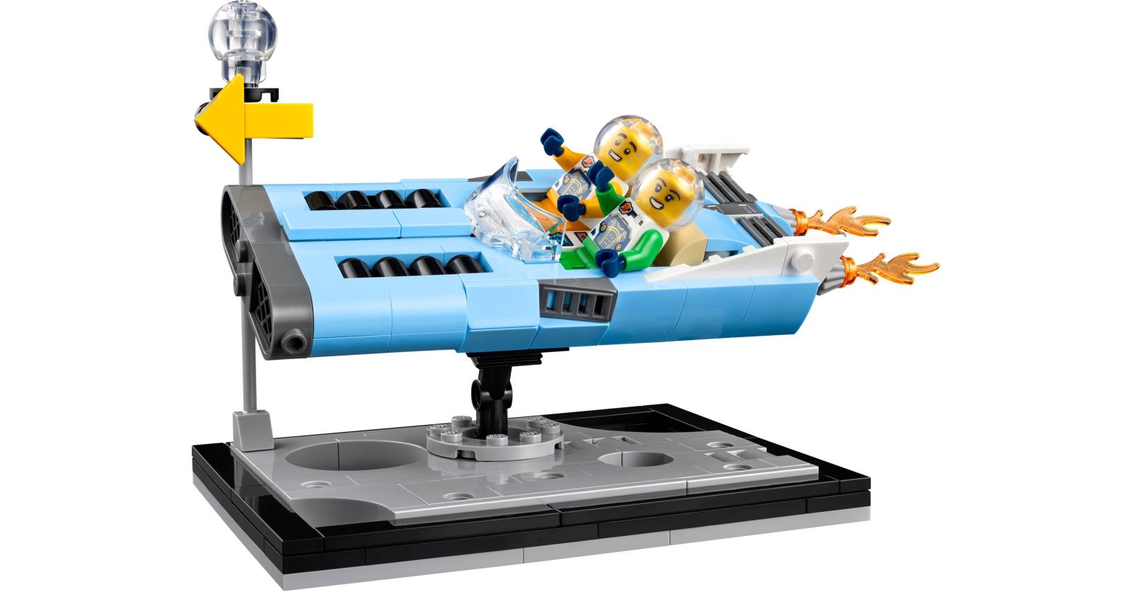 Flying Moon Car revealed! | Brickset