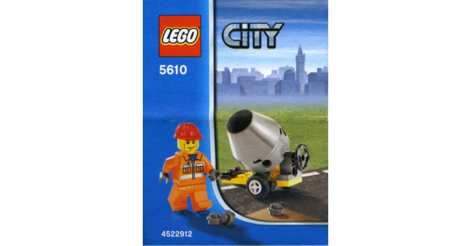 Random set of the day: Builder | Brickset