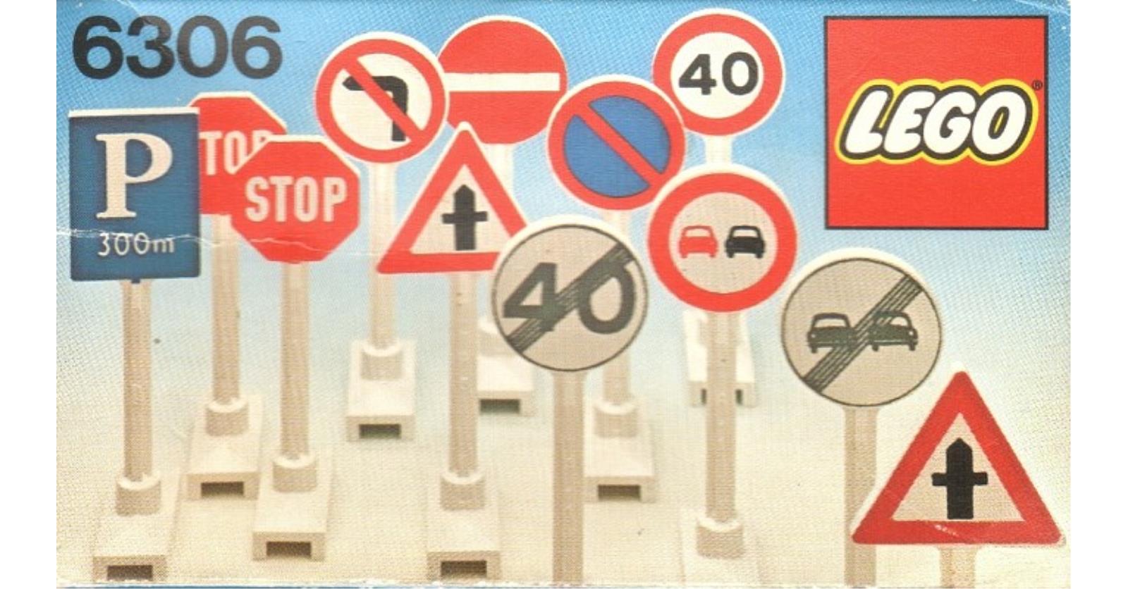 Random set of the day: Road Signs | Brickset
