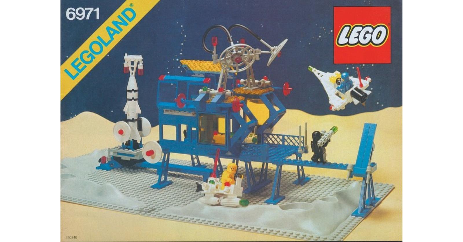 Random set of the day: Inter-Galactic Command Base | Brickset