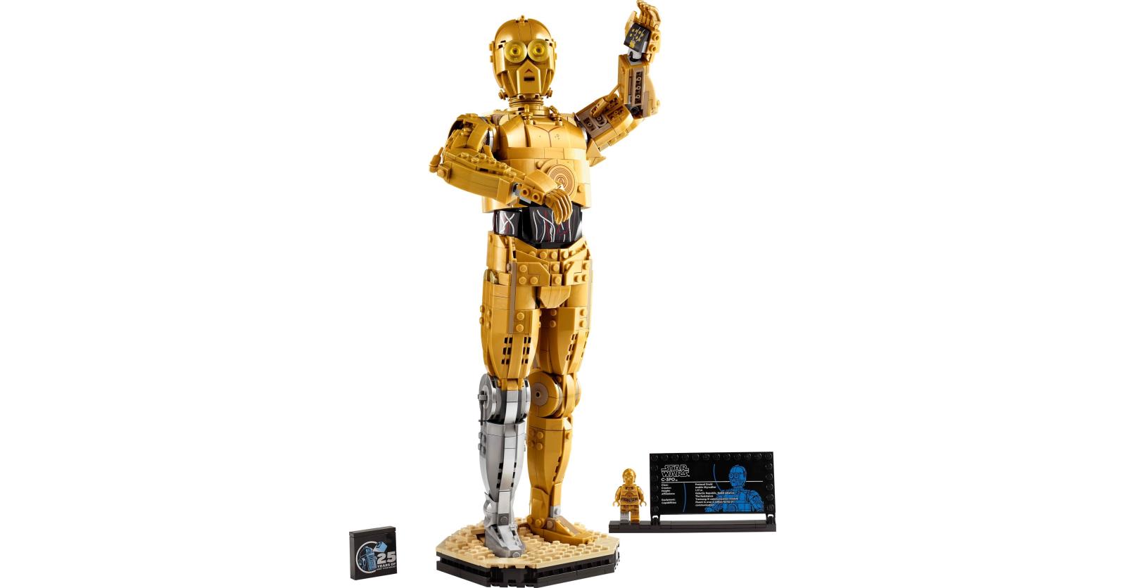 Large-scale C-3PO figure unveiled! | Brickset